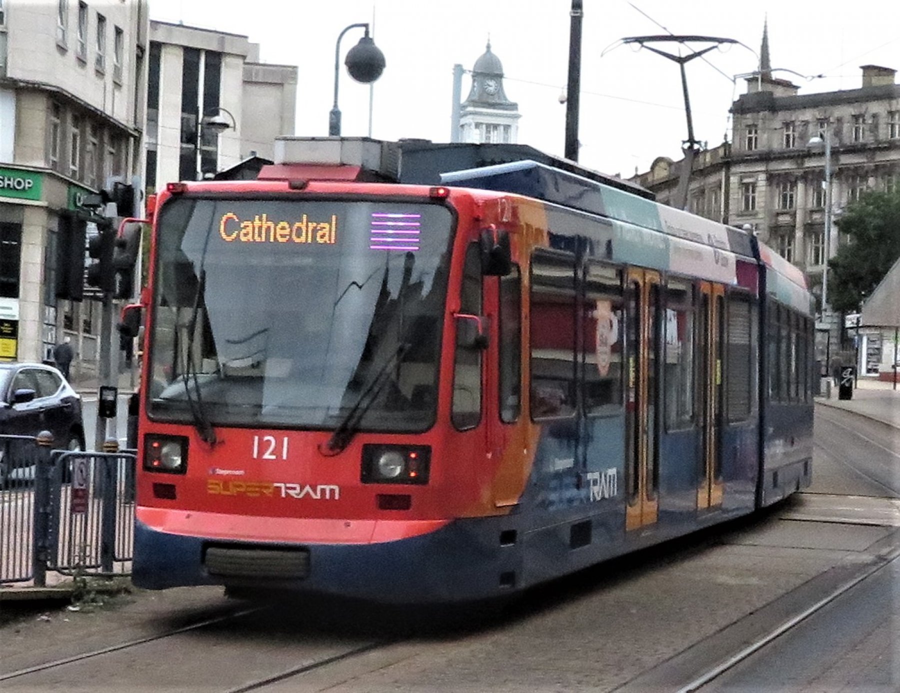 Photo of SYS 121 at Sheffield Supertram system — trainlogger