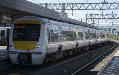 357010 - Class 357 / EMUs — trainlogger