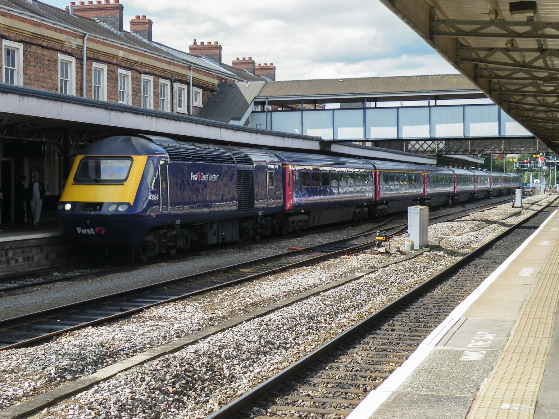Photo of 43094 at Worcester Shrub Hill — trainlogger