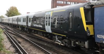 458425 - Class 458 / DC electric multiple unit sets — trainlogger