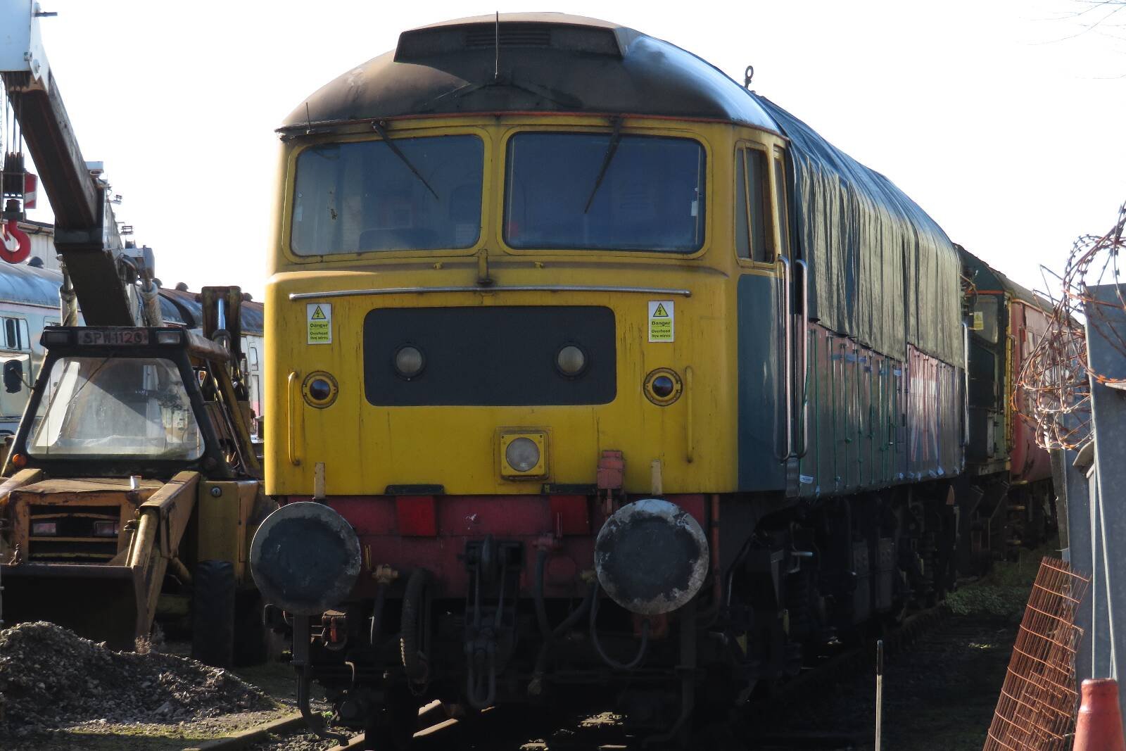 Photo of 47580 at Burton-on-Trent - Nemesis Rail — trainlogger