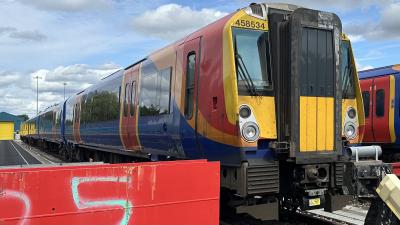 458534 - Class 458 / DC electric multiple unit sets — trainlogger