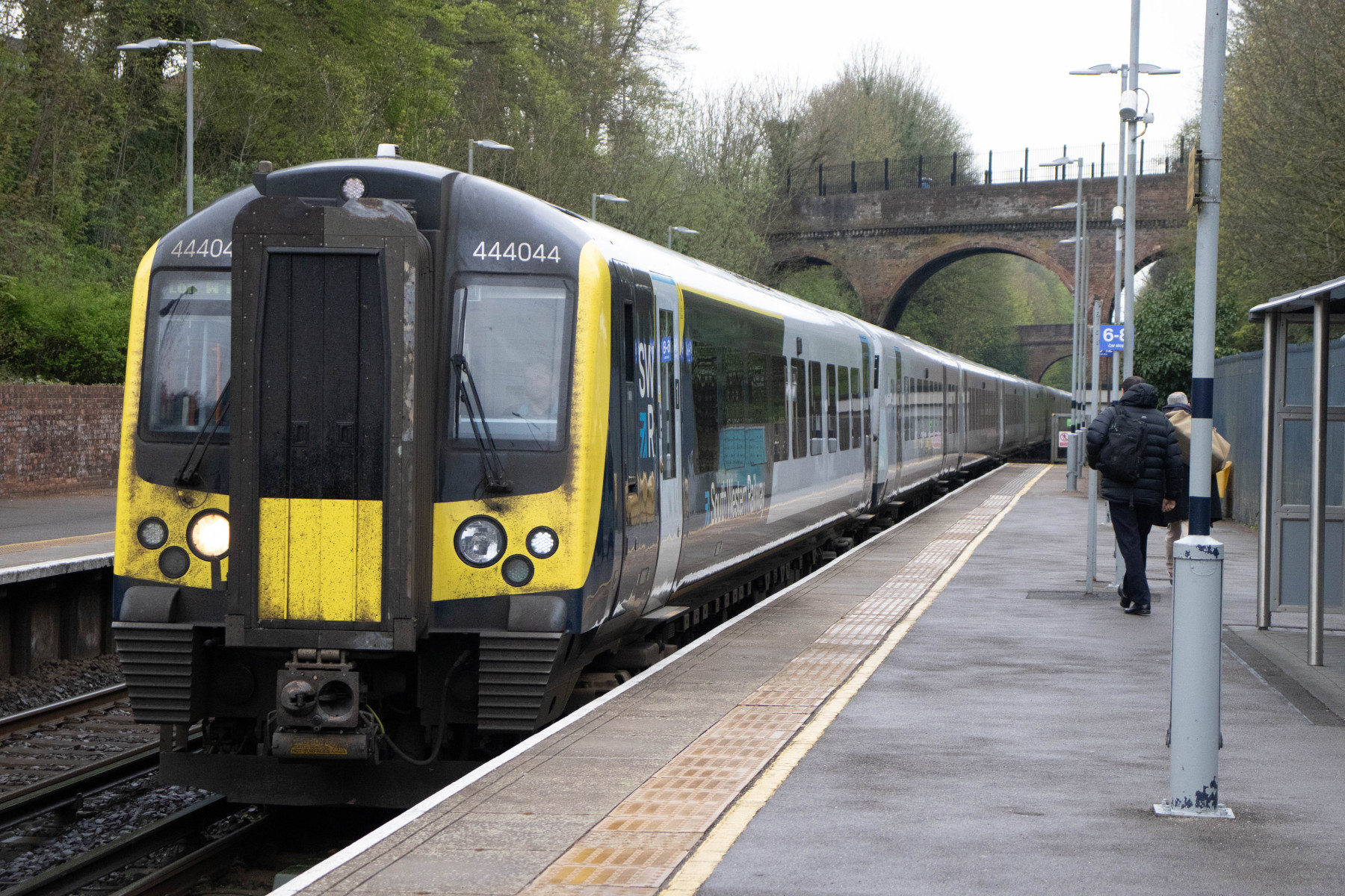 Photo of 444044 at Winchester — trainlogger