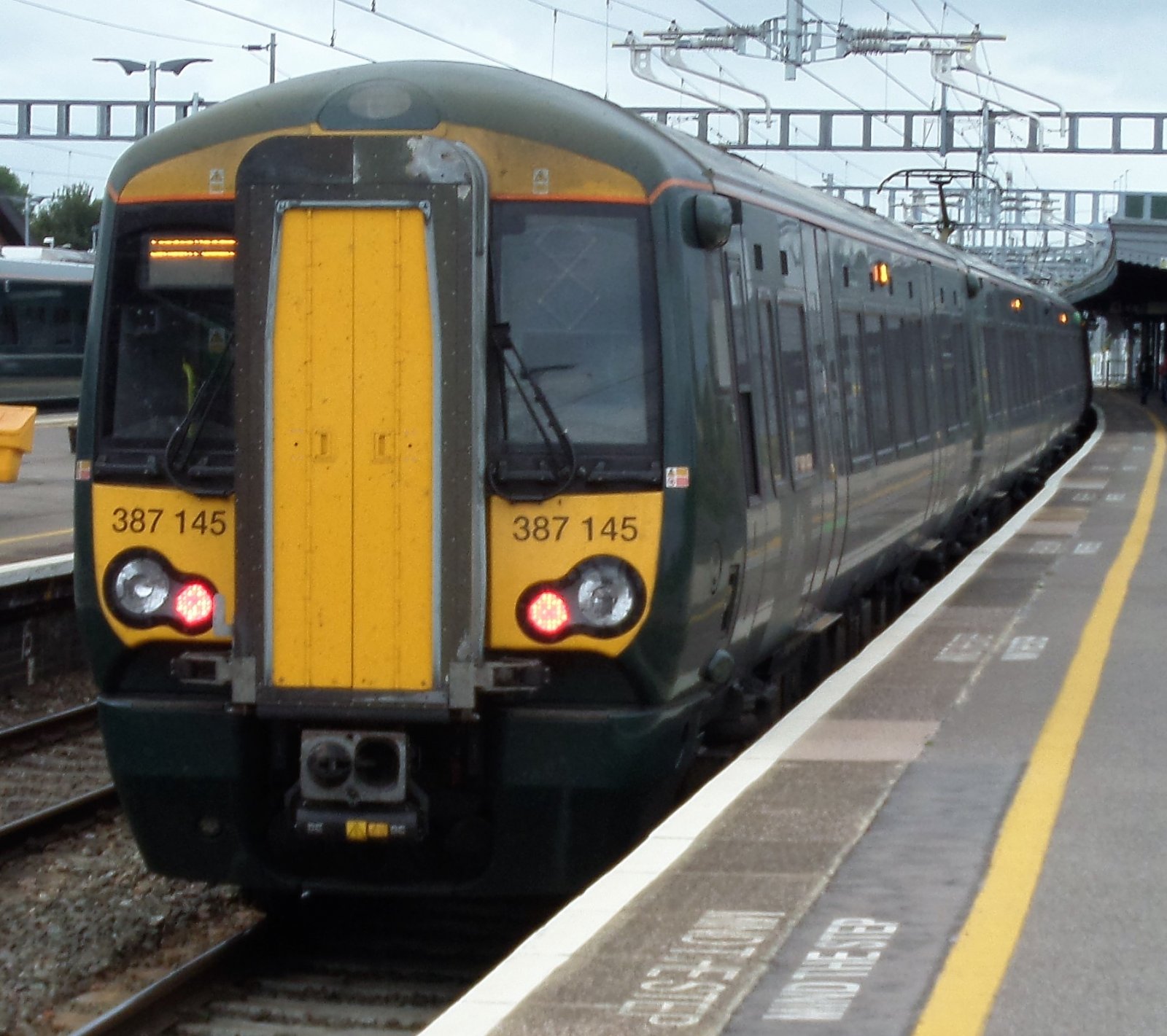 Photo of 387145 at Didcot — trainlogger