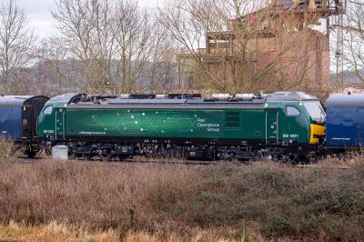 Your Photographs - Class 93 - Stadler Tri-mode — trainlogger