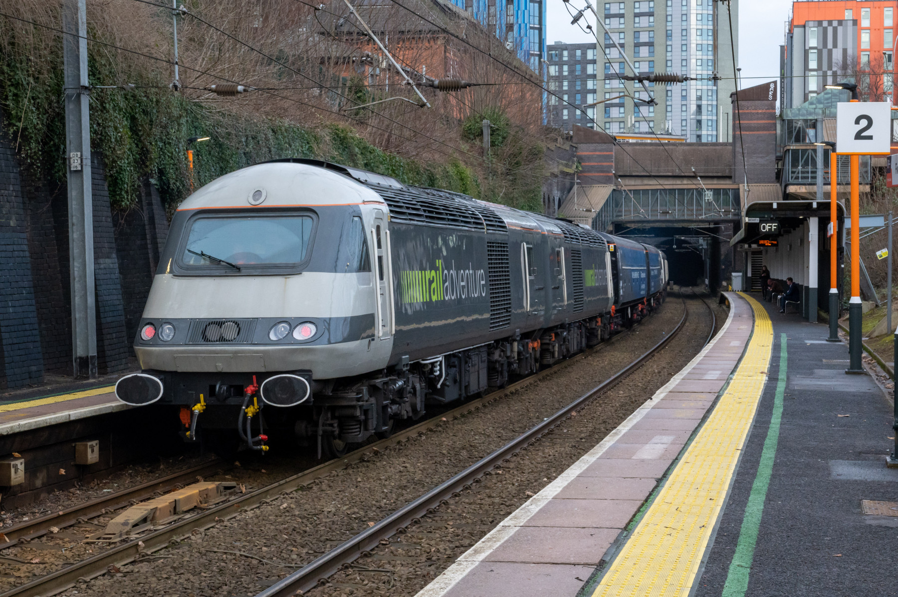 Photo of 43465 at Five Ways — trainlogger