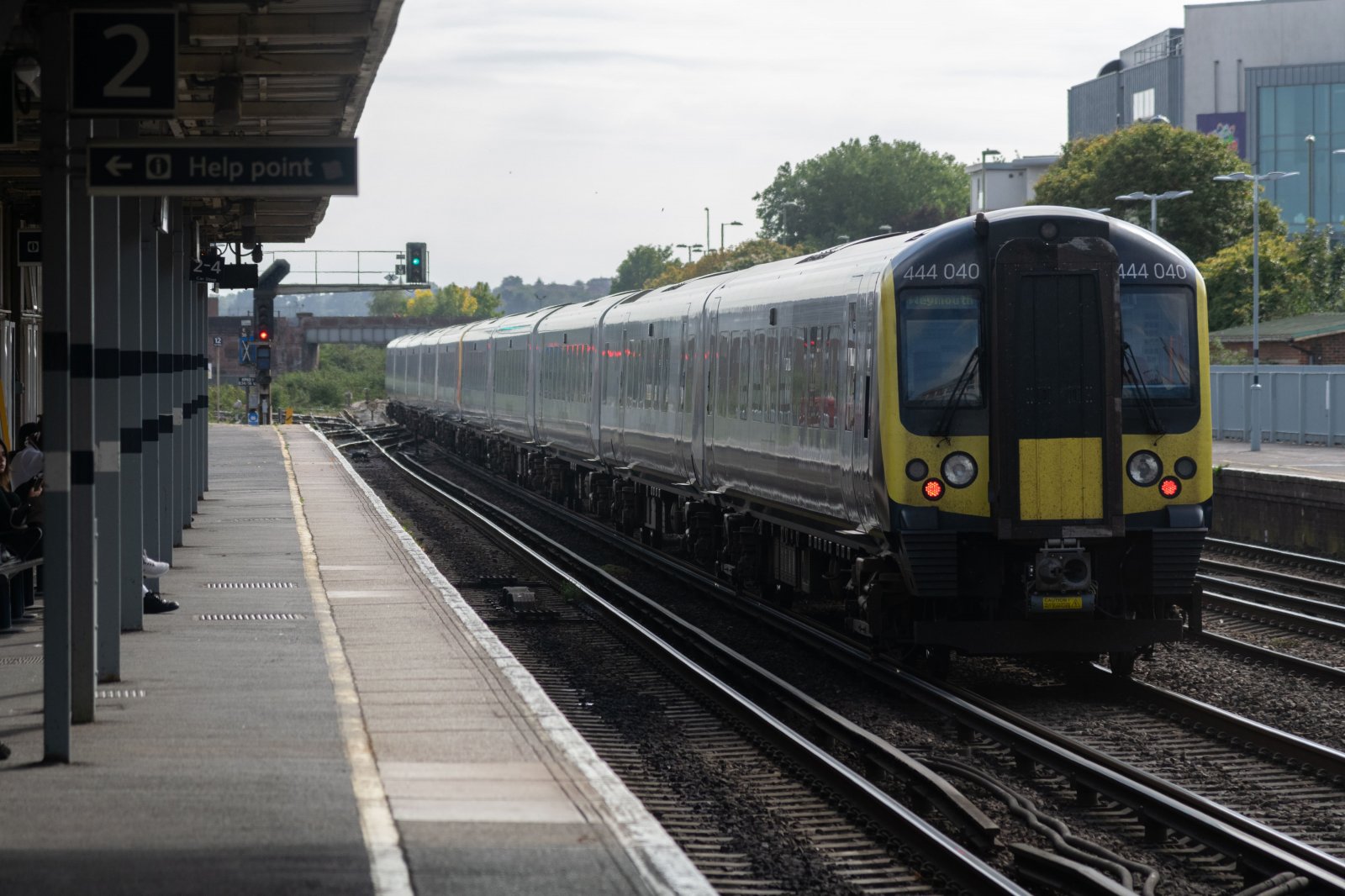 Photo of 444040 at Eastleigh — trainlogger