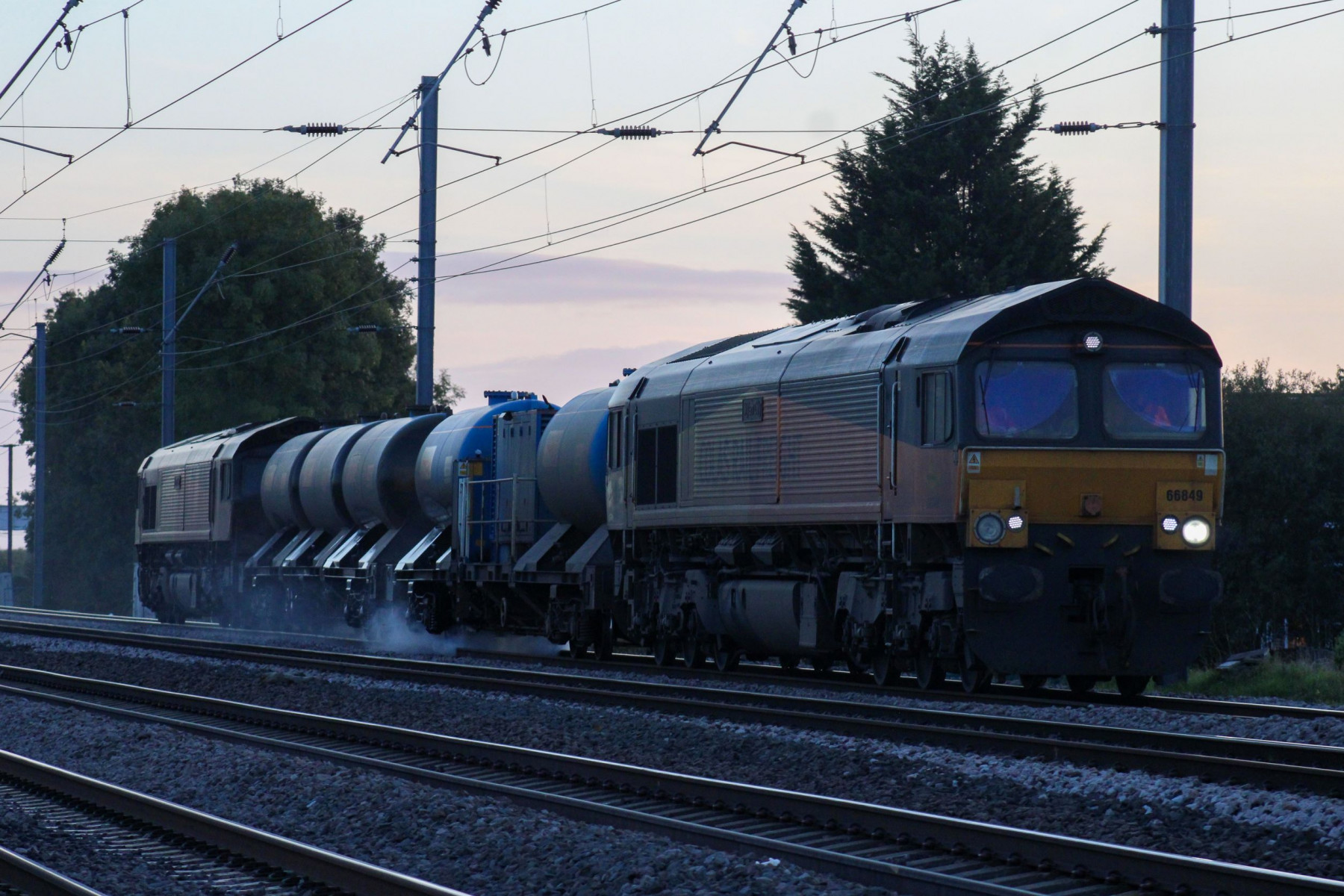 Photo of 66849 at Copmanthorpe Foot Crossing — trainlogger