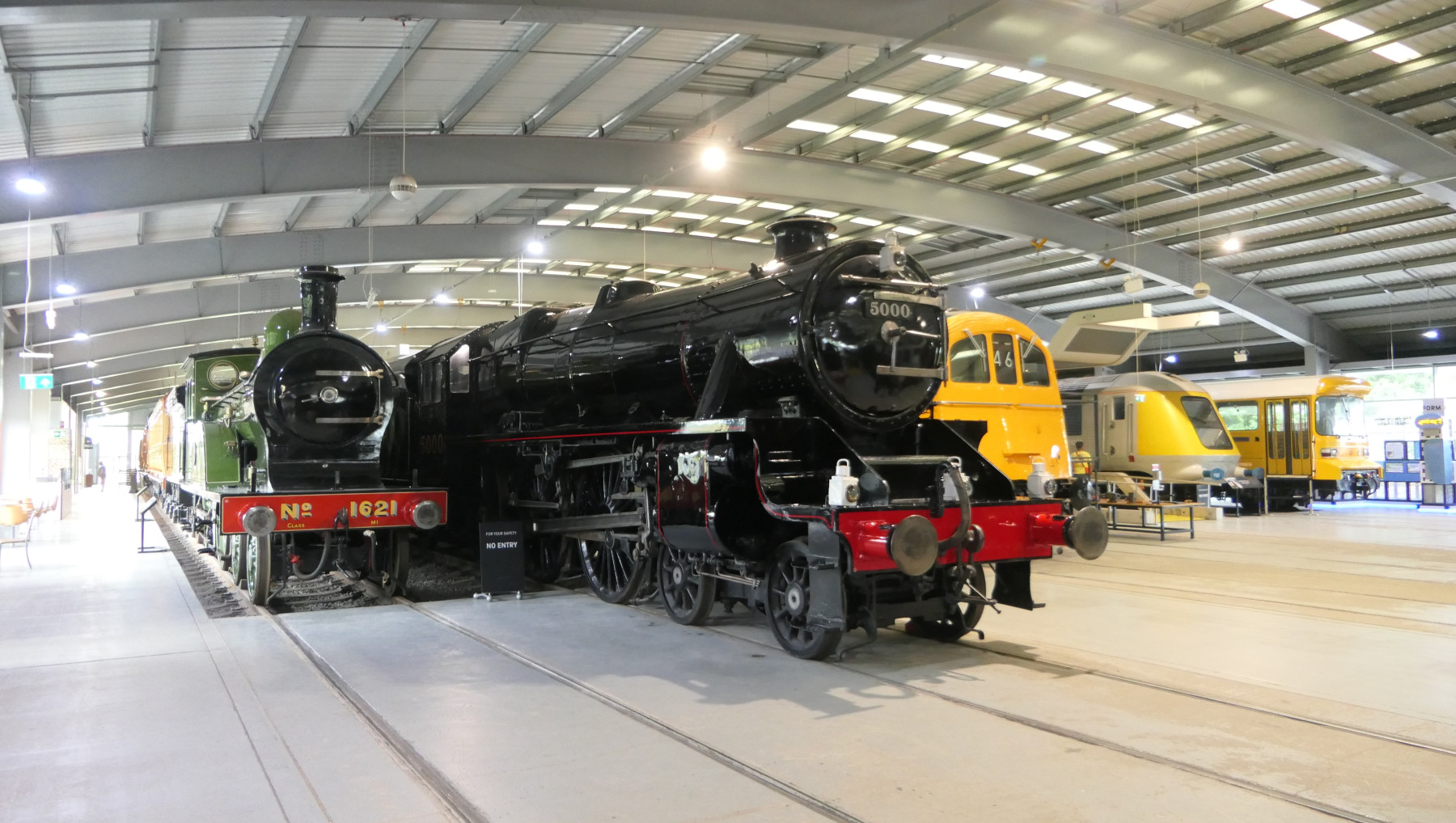 Photo of 1621 STEAM, 5000 STEAM, E5001, 41001 and LEV1 at Locomotion ...