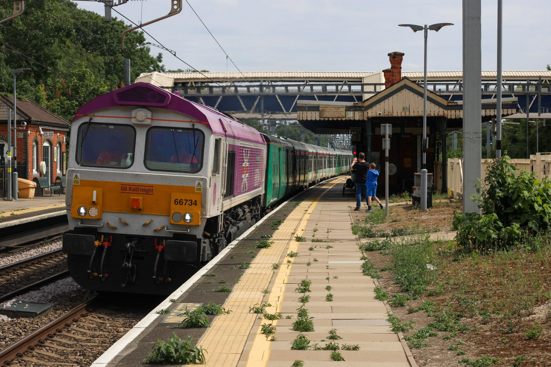 Photo of 66734 at Tilehurst — trainlogger