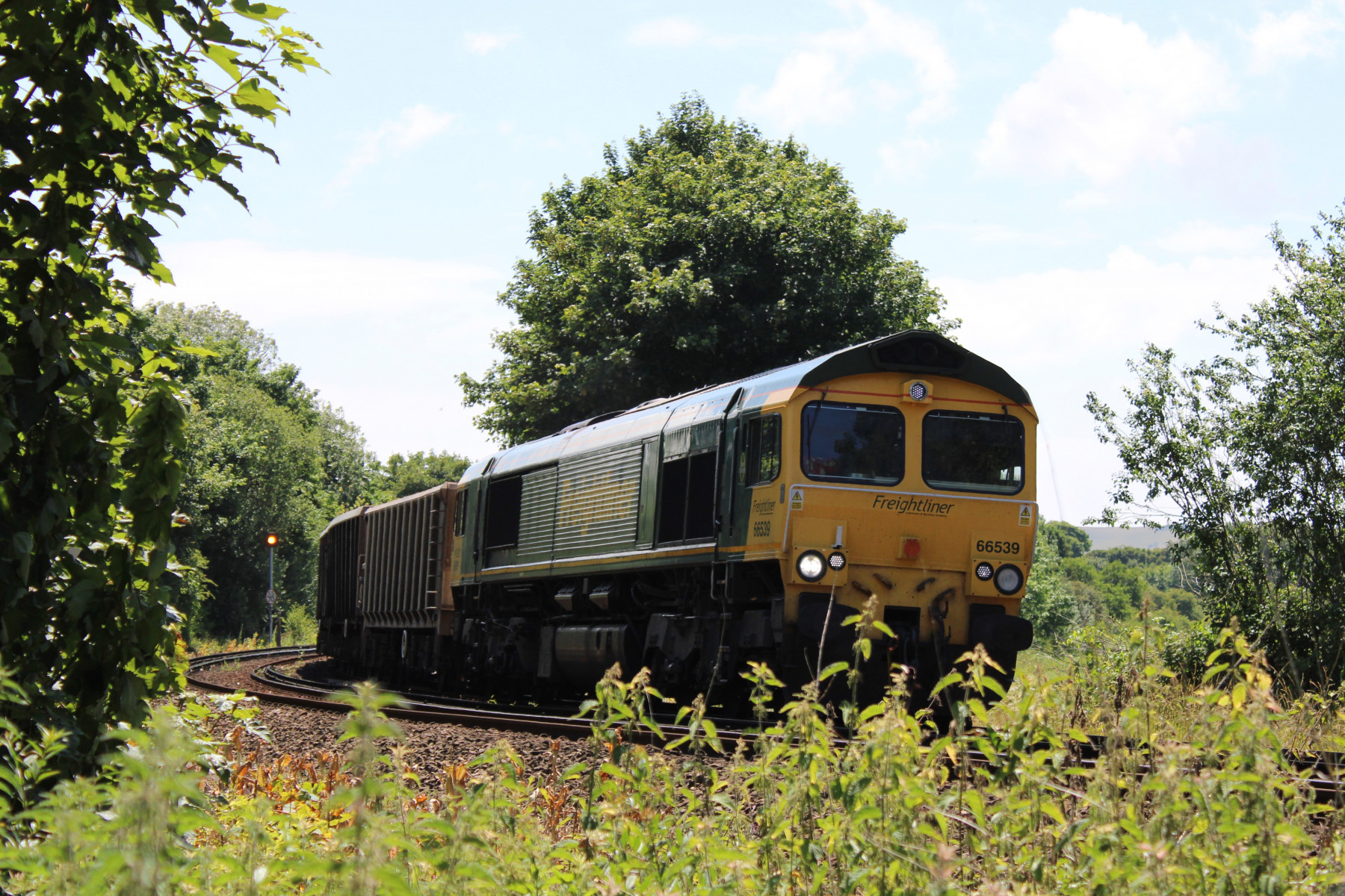 Photo of 66539 at Lewes — trainlogger