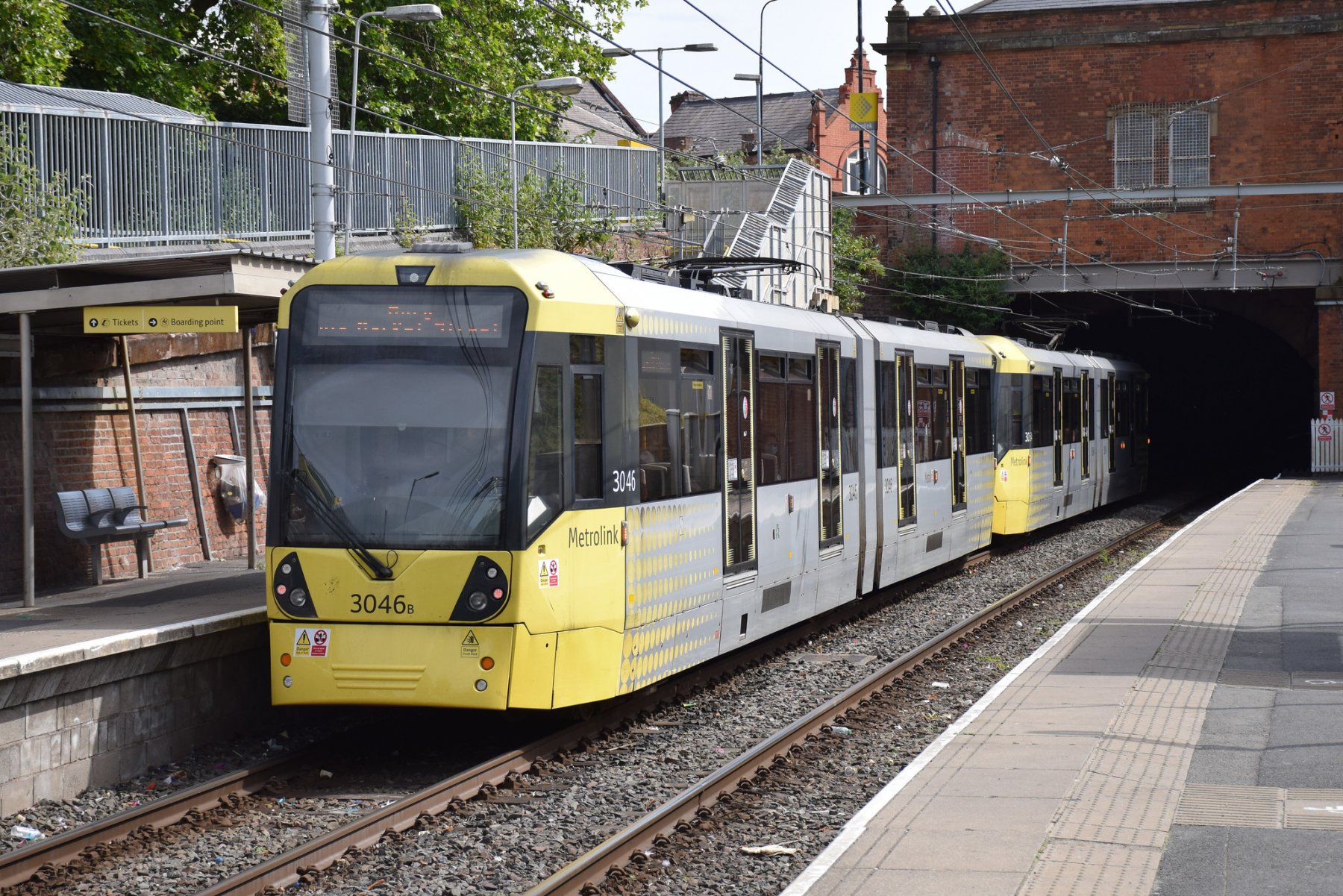Photo of ML 3046 at Trafford Bar (Metrolink) — trainlogger
