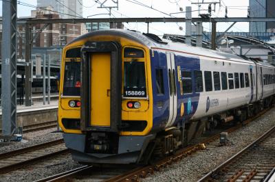 158869 - Class 158 / Diesel mechanical / hydraulic multiple unit sets ...