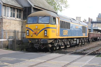 Everyone's Photographs of 69008 — trainlogger