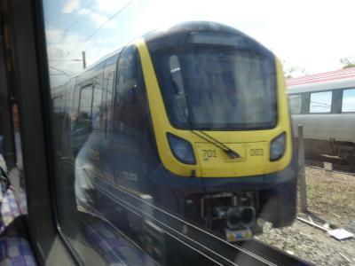 Everyone's Photographs of 701003 — trainlogger