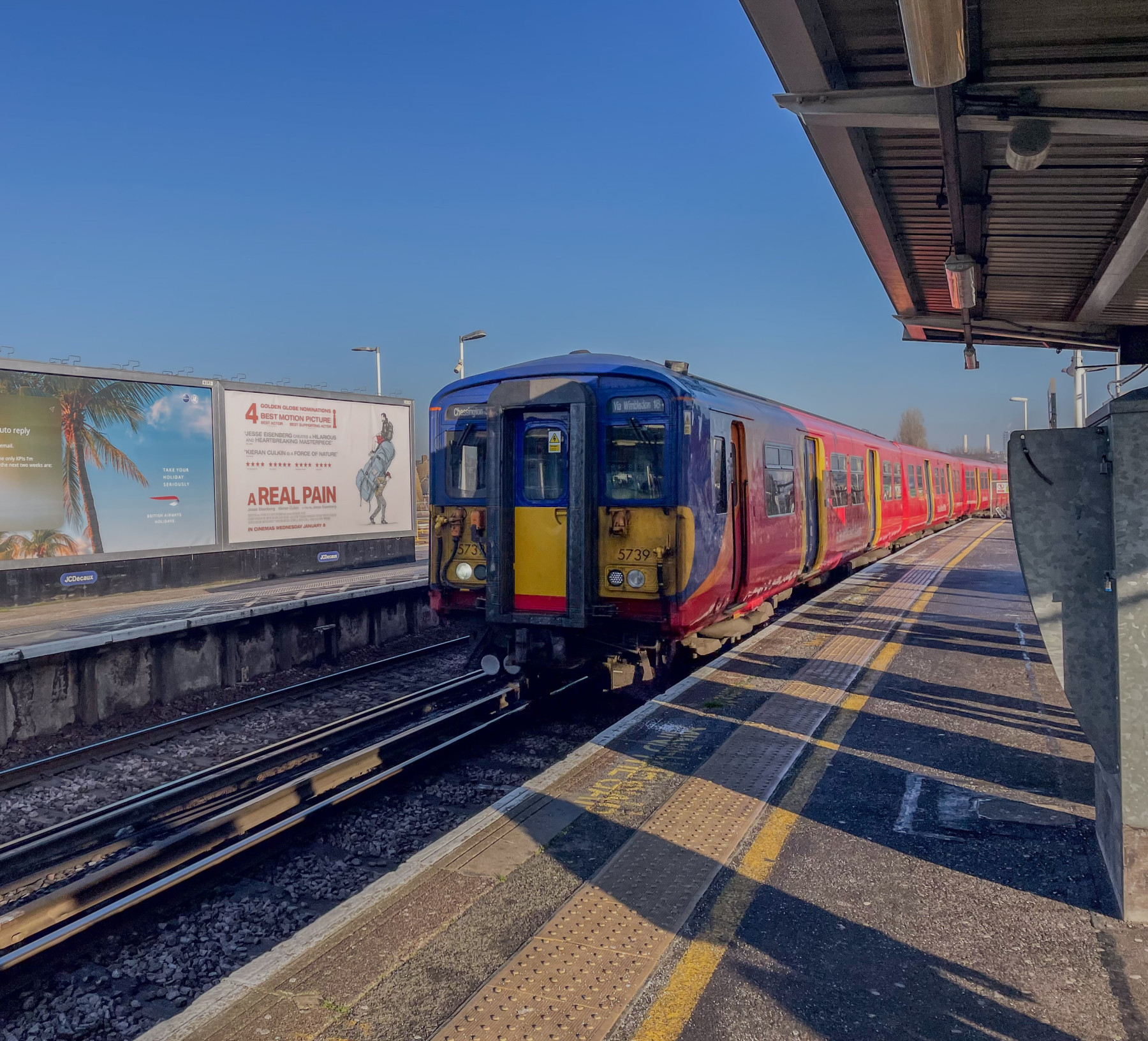 Photo of 5739 at Clapham Junction — trainlogger