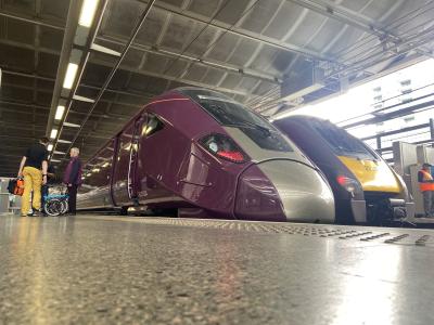 810004 - Class 810 / High-speed multiple unit / fixed formation sets ...