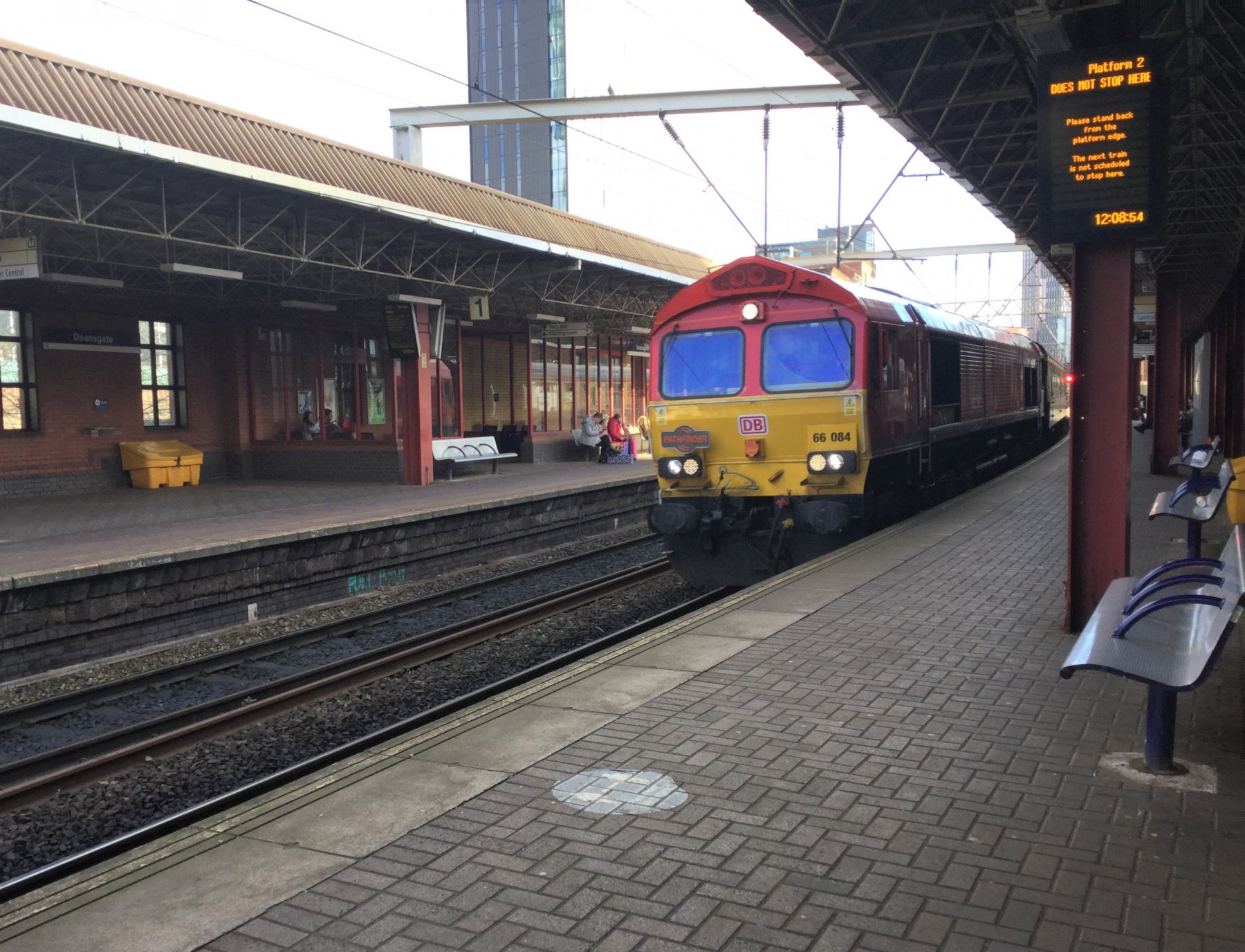 Photo of 66084 at Deansgate — trainlogger