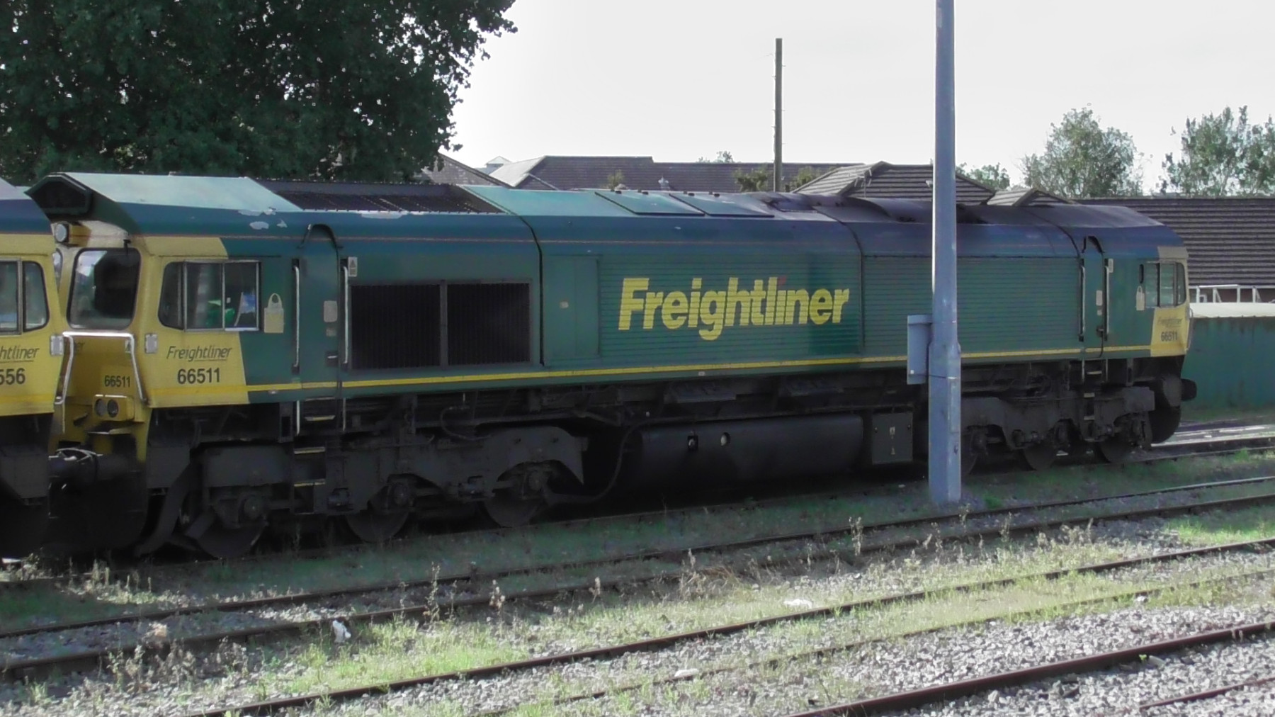 Photo of 66511 at Stoke Gifford Freightliner yard — trainlogger