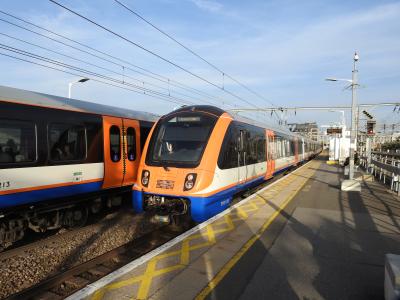 710110 - Class 710 / AC and AC/DC electric multiple unit sets — trainlogger