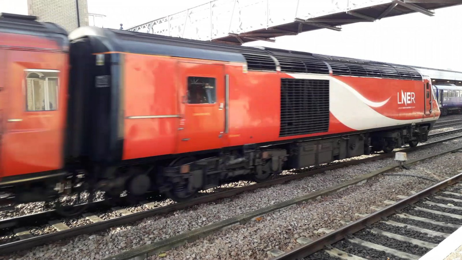 Photo of 43239 at Lincoln Central — trainlogger