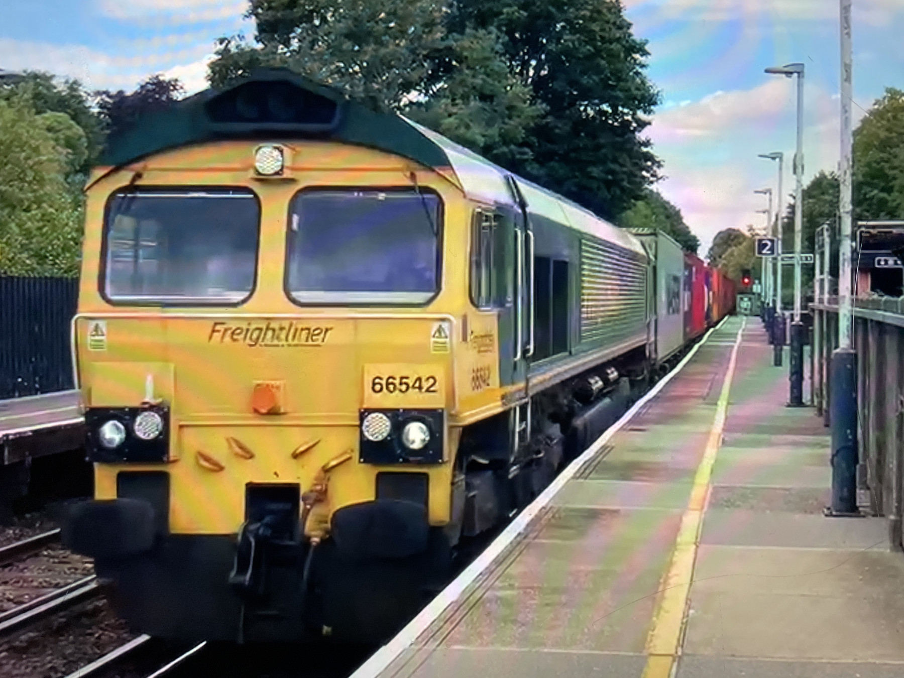 Photo of 66542 at Shawford — trainlogger