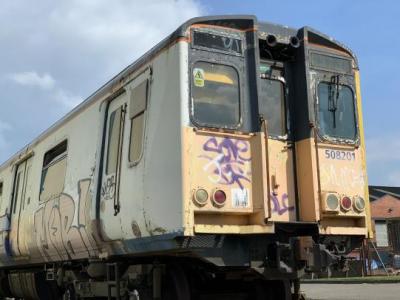 508201 - Class 508 / EMUs (3rd rail) — trainlogger