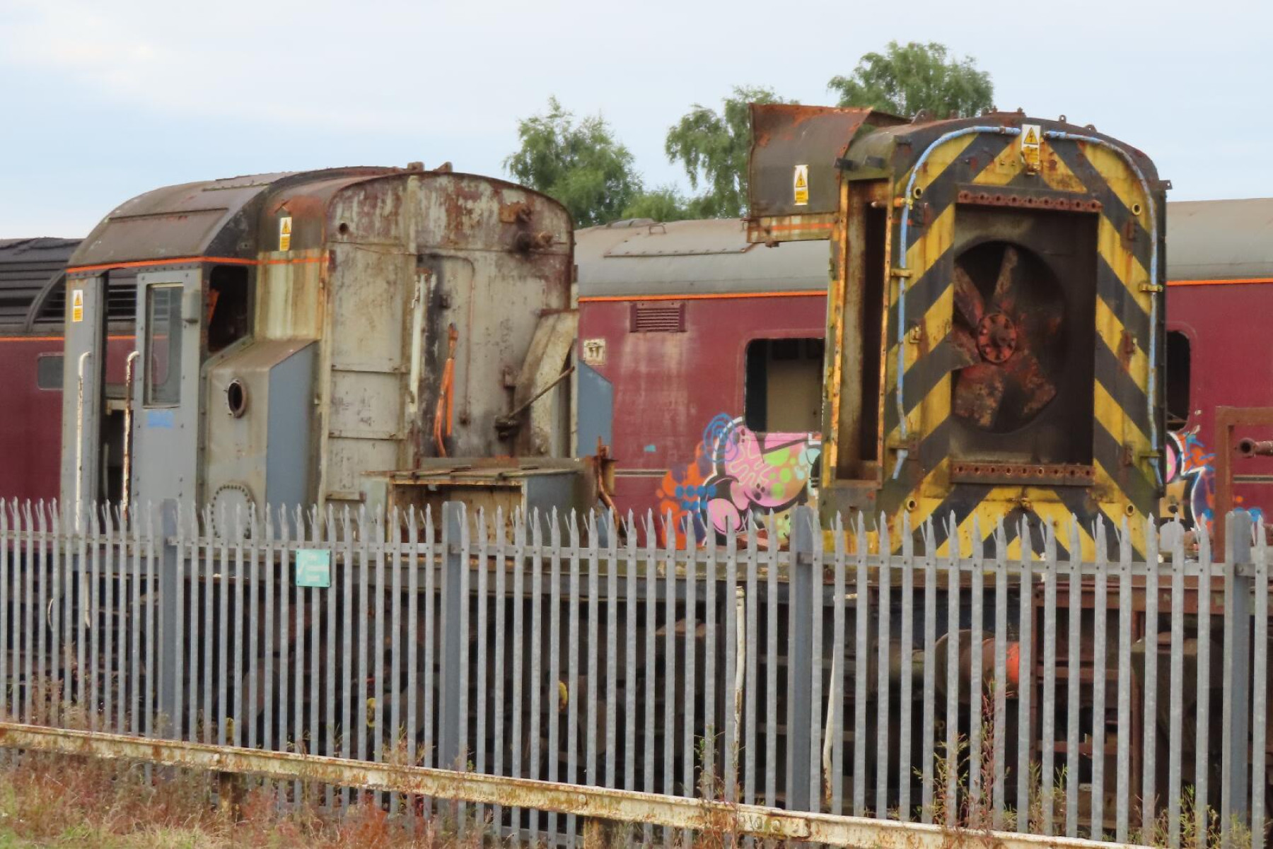 Photo of 08442 at Burton-on-Trent - Nemesis Rail — trainlogger