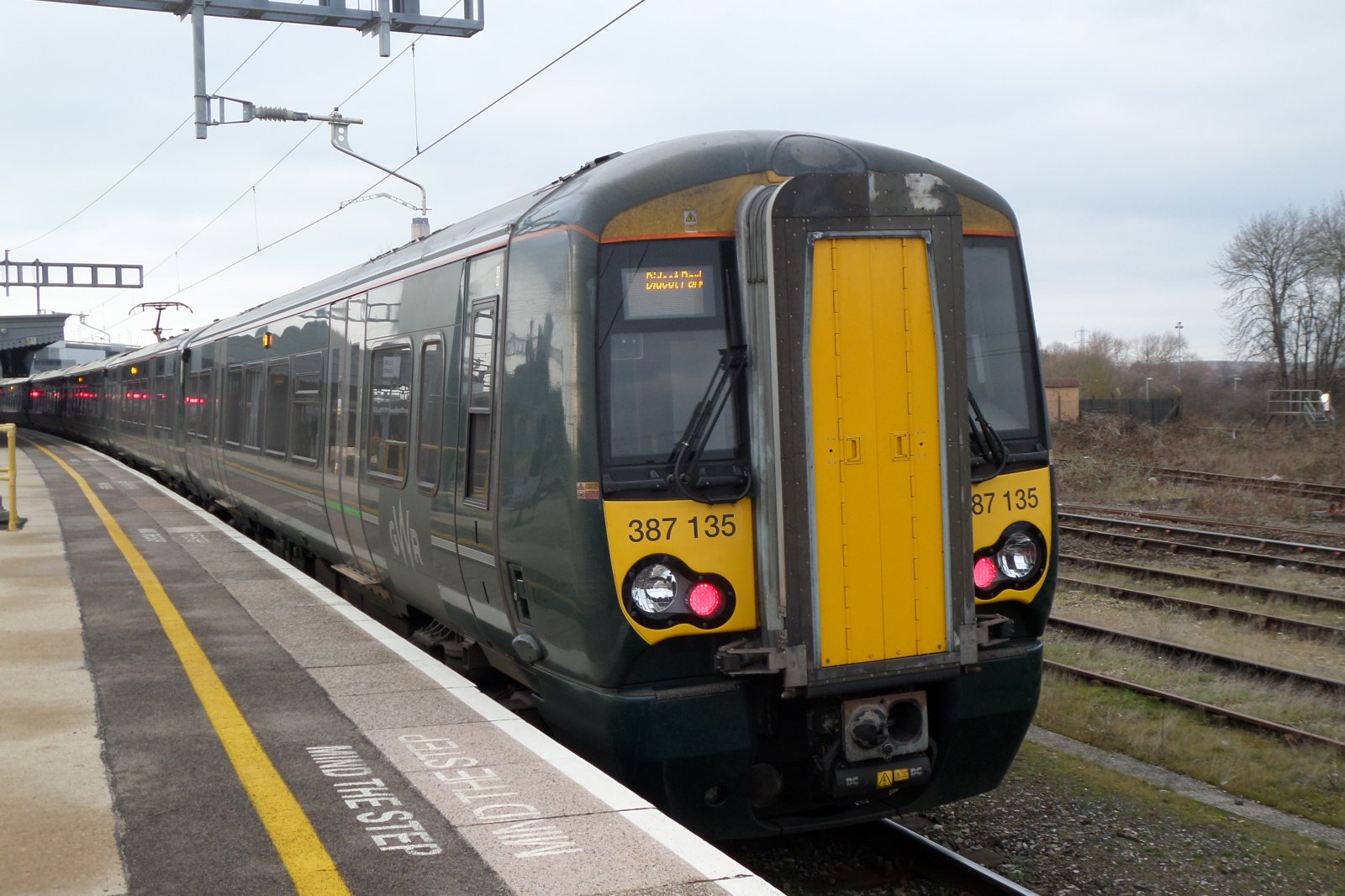 Photo of 387135 at Didcot Parkway — trainlogger