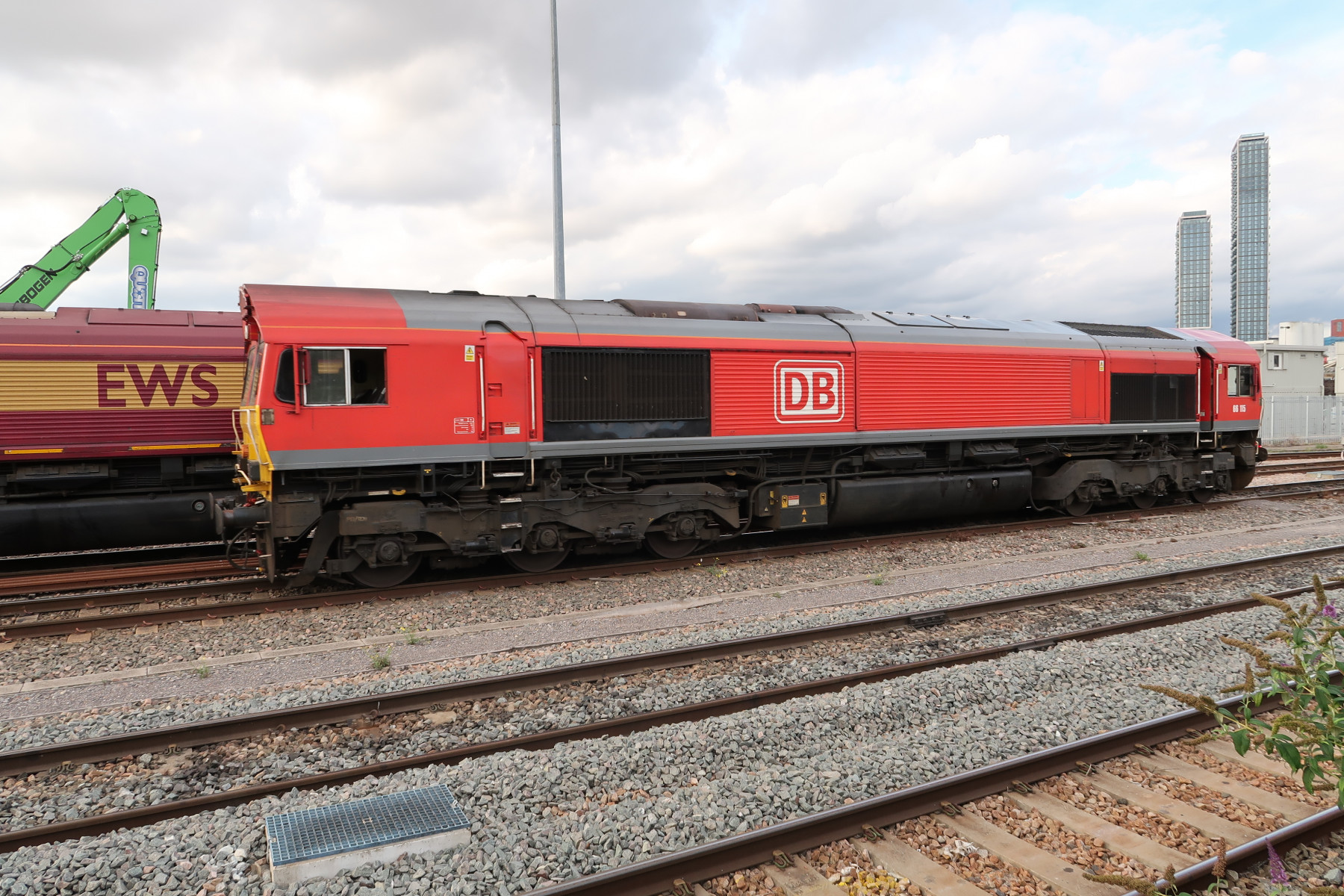 Photo of 66115 at Acton Yard — trainlogger