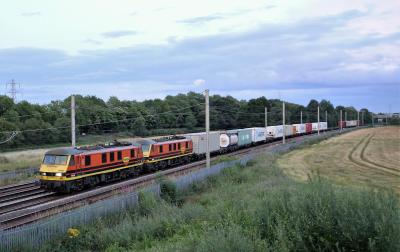 90008 - Class 90 / Locomotives (AC electric) — trainlogger