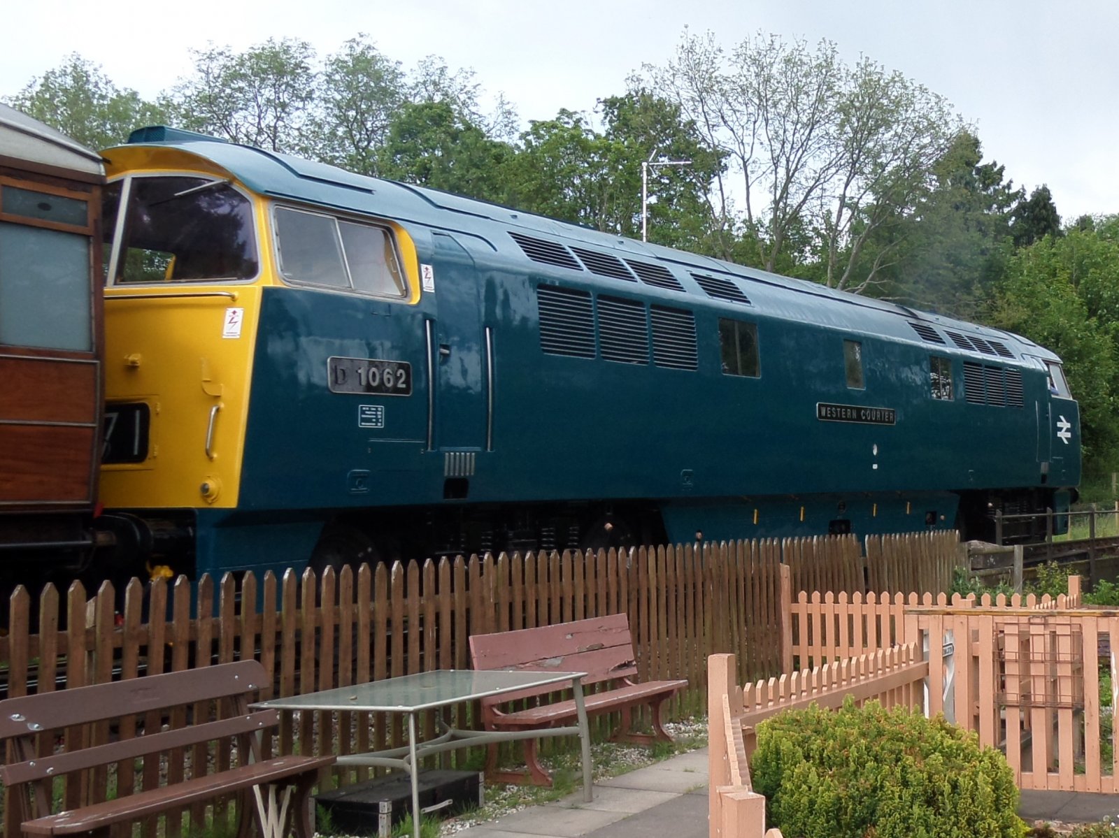 Photo of D1062 at Severn Valley Railway Diesel Gala — trainlogger