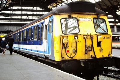 305401 - Class 305 / AC and AC/DC electric multiple unit sets — trainlogger