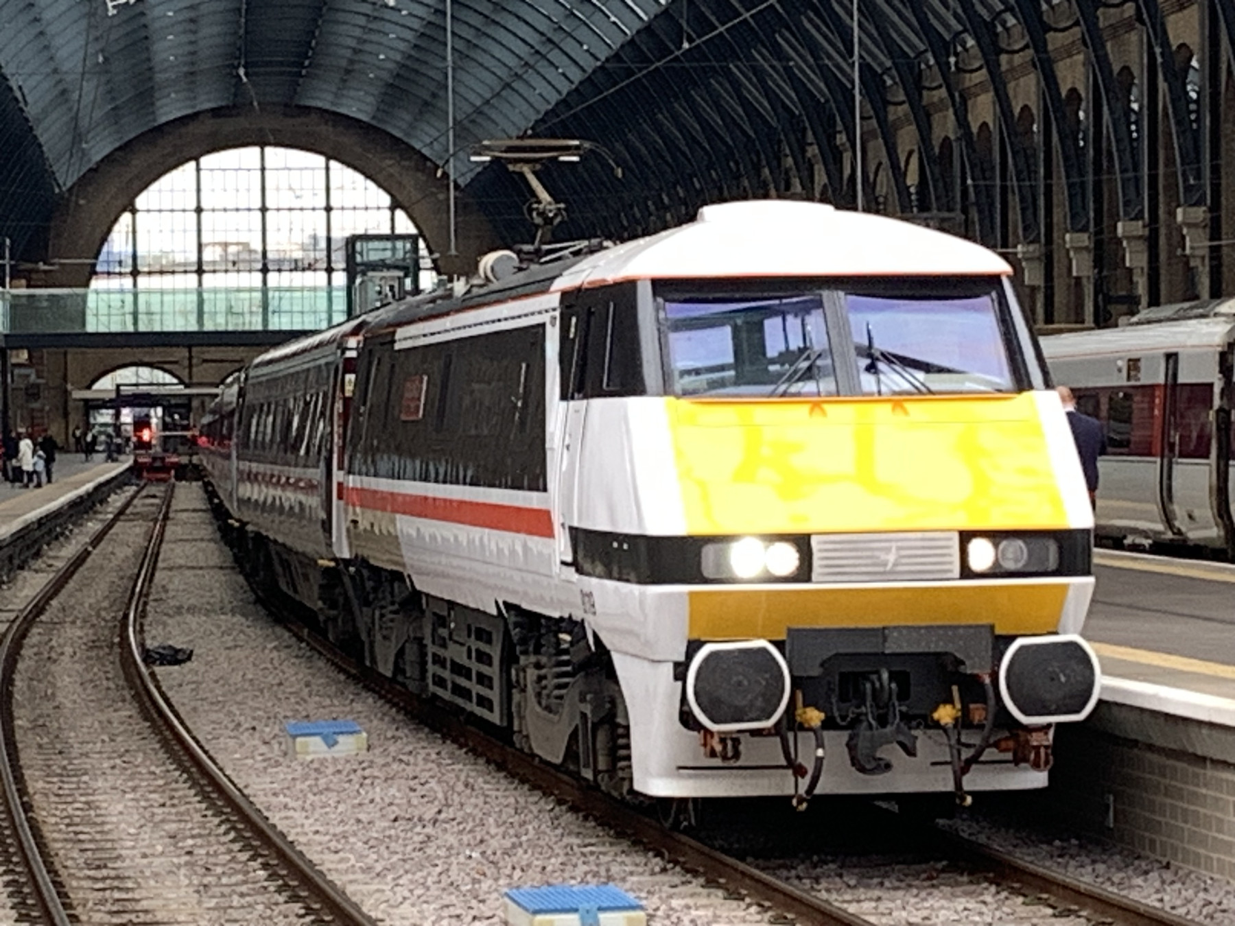 Photo of 91119 at London Kings Cross — trainlogger