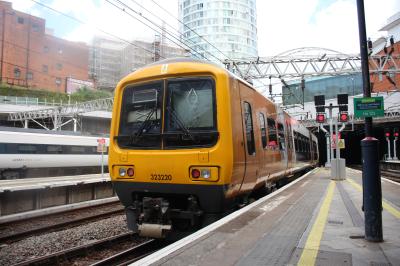 323220 - Class 323 / AC and AC/DC electric multiple unit sets — trainlogger