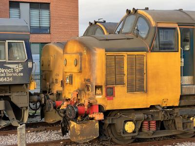 37402 - Class 37 / Locomotives — trainlogger