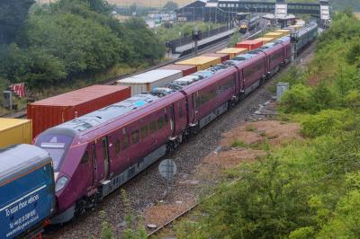 810001 - Class 810 / High-speed multiple unit / fixed formation sets ...