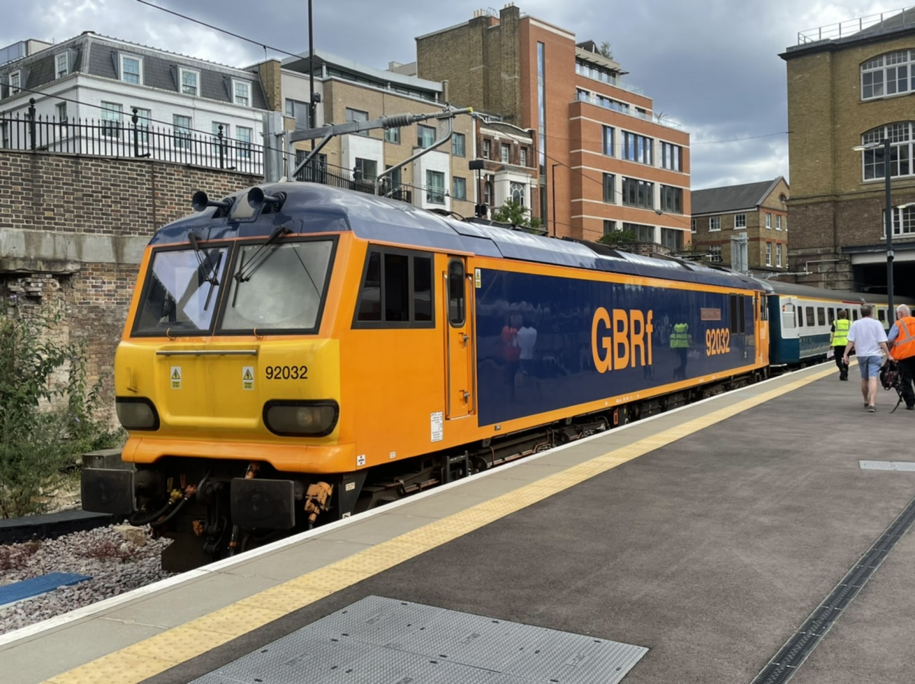 Photo of 92032 at London Kings Cross — trainlogger