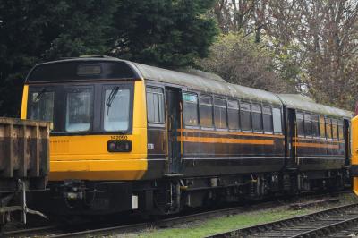 142090 - Class 142 / Diesel mechanical / hydraulic multiple unit sets ...