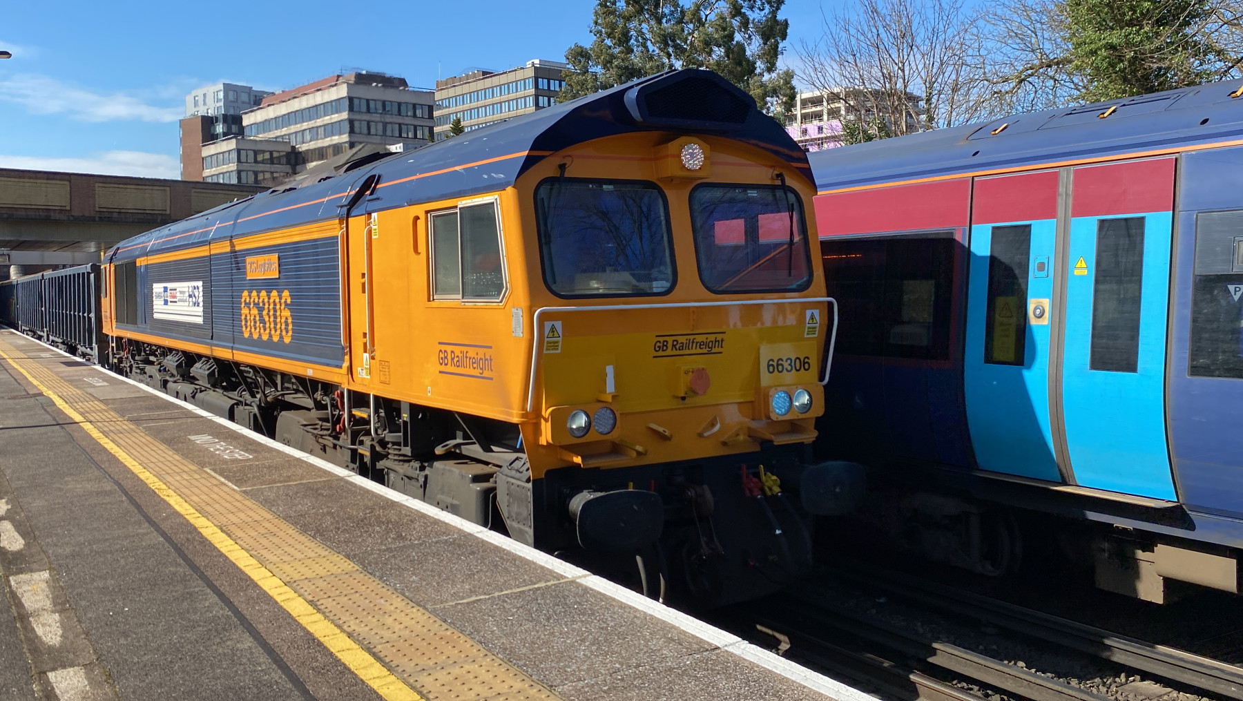 Photo of 66306 at Bromley South — trainlogger