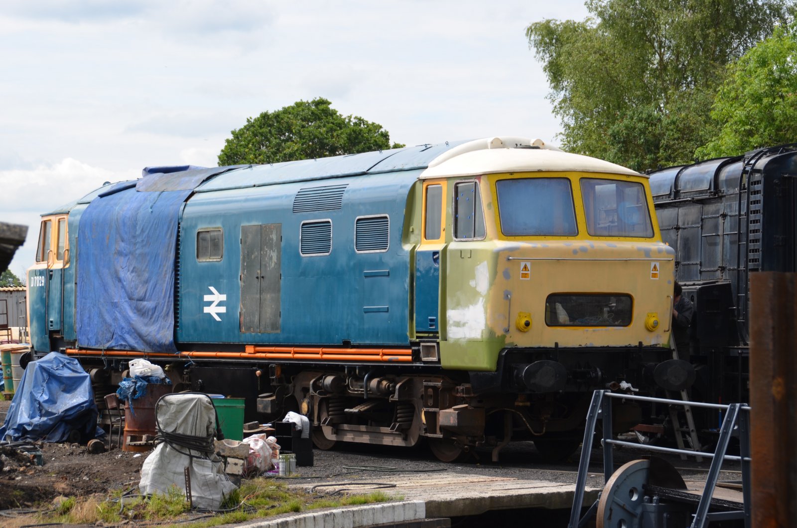 Photo of D7029 at Severn Valley Railway — trainlogger