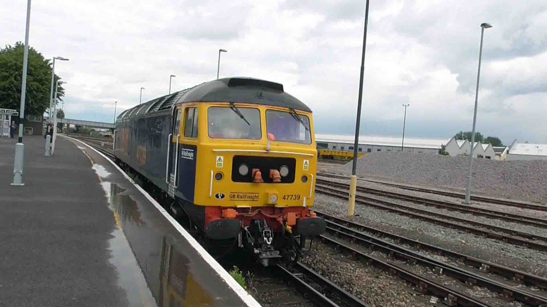 Photo of 47739 at Eastleigh — trainlogger