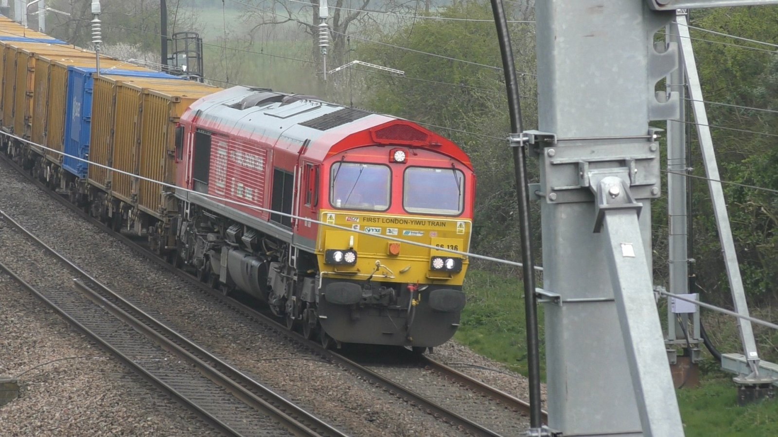 Photo of 66136 at Ram hill — trainlogger