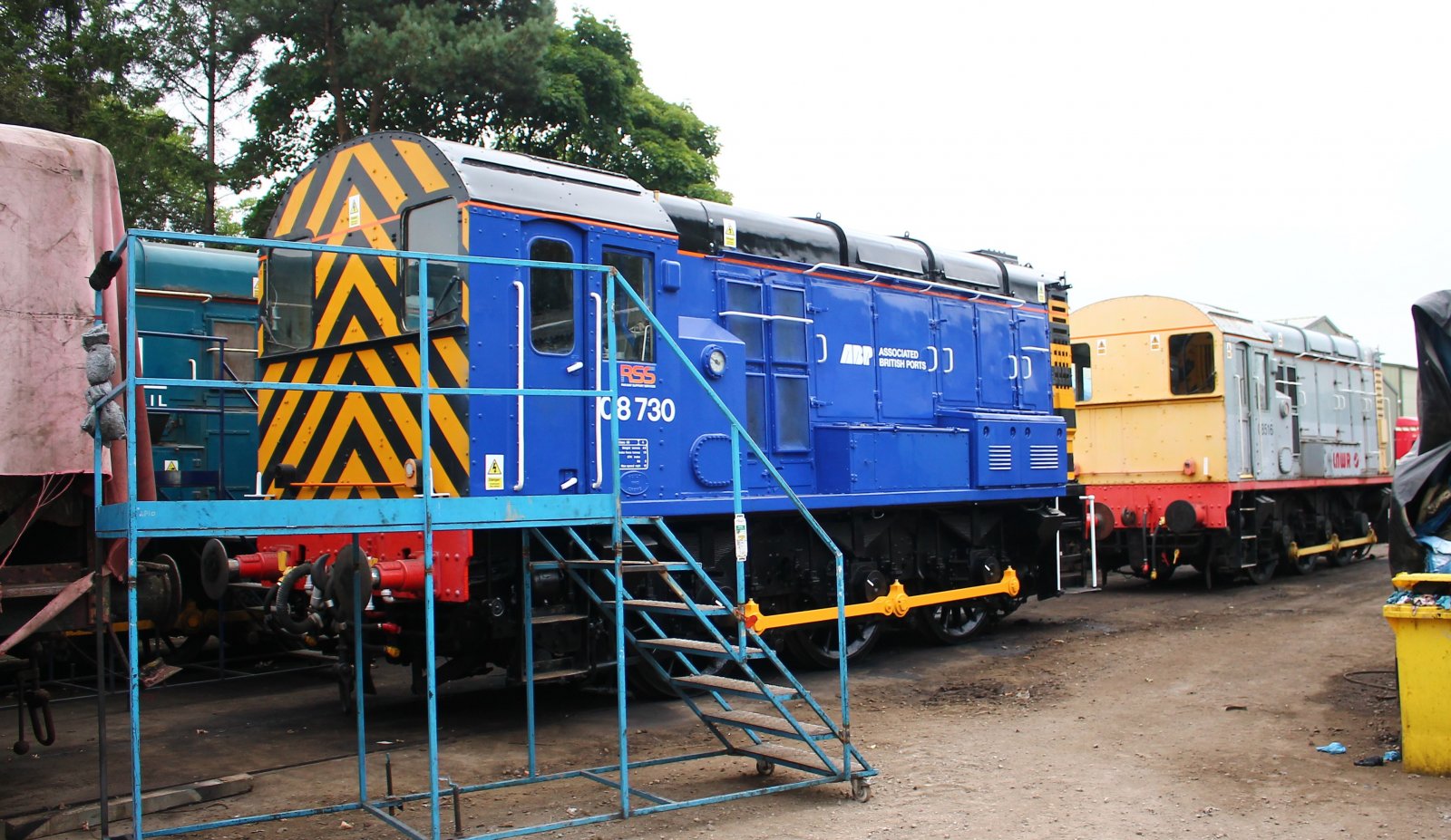 Photo of 08730 at Wishaw - Railway Support Services — trainlogger