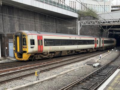 158818 - Class 158 / Diesel mechanical / hydraulic multiple unit sets ...