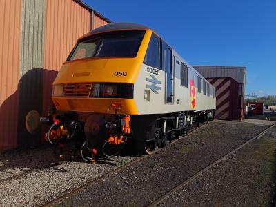 90050 - Class 90 / Locomotives (AC electric) — trainlogger