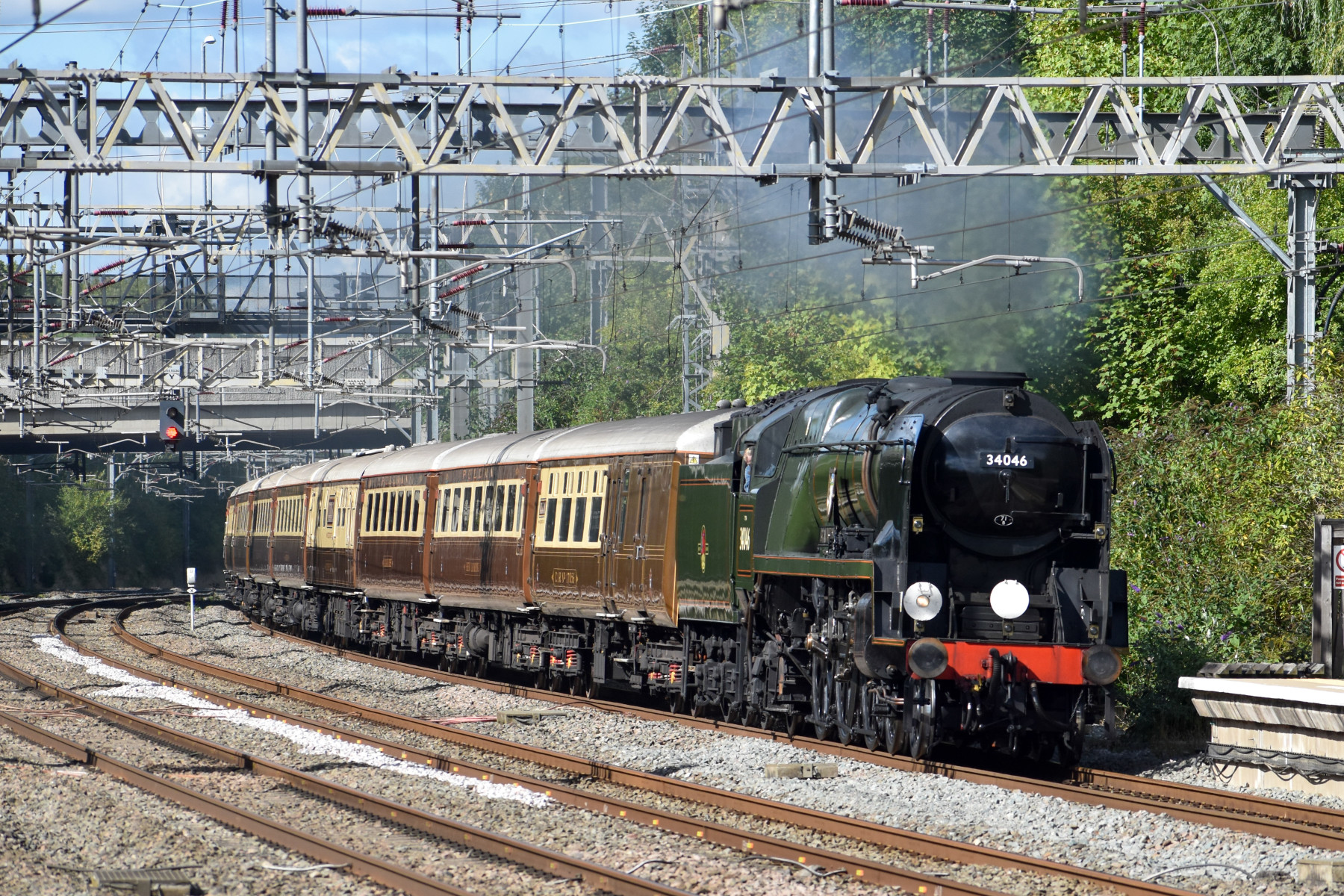Photo of 34046 steam at Tamworth — trainlogger