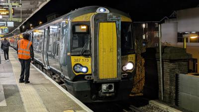 387173 - Class 387 / AC and AC/DC electric multiple unit sets — trainlogger