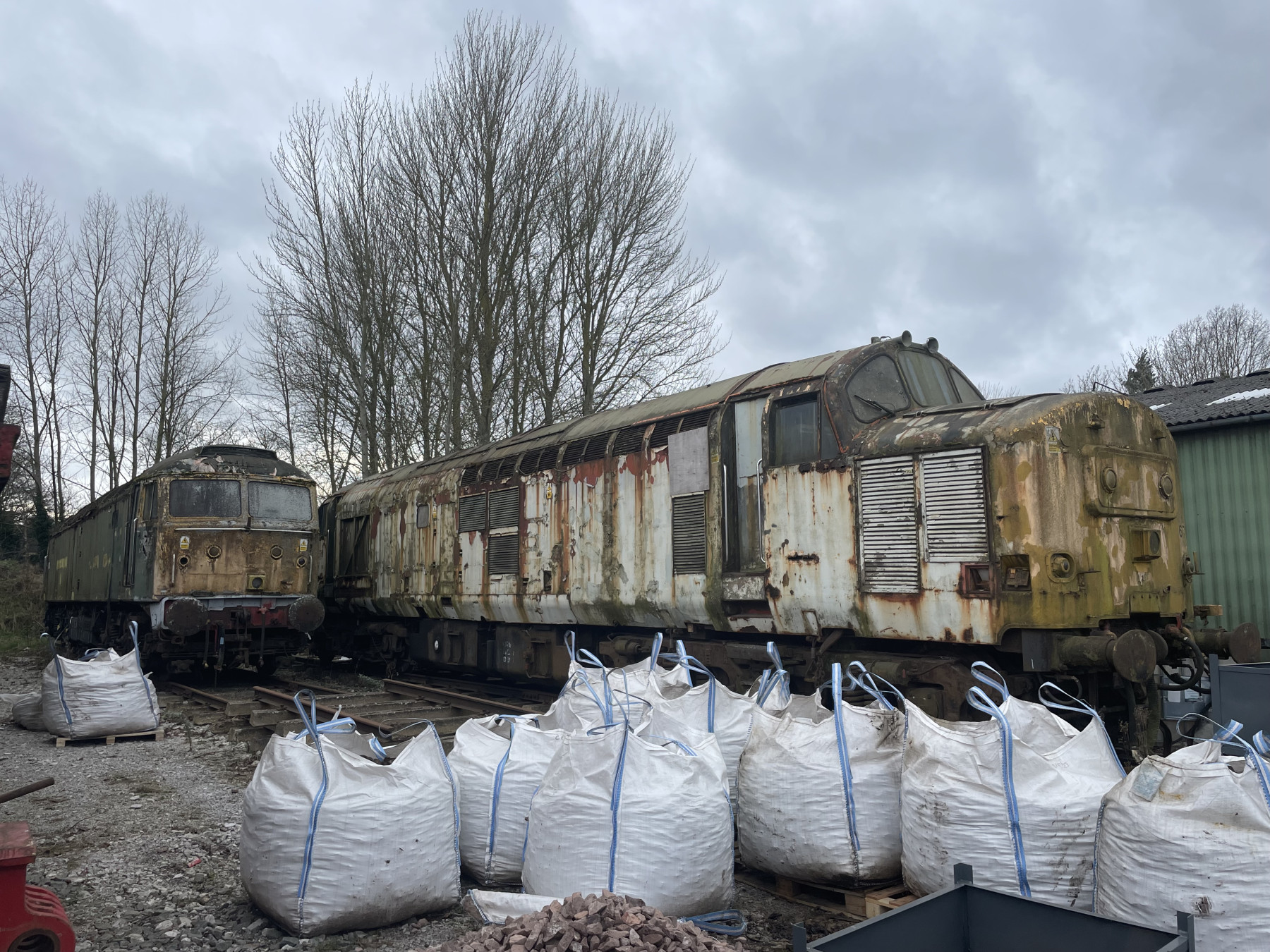 Photo of 37679 at Wishaw - Railway Support Services — trainlogger