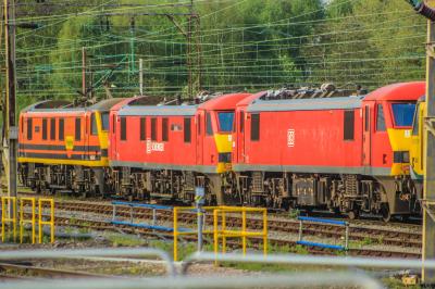 90018 - Class 90 / Locomotives (AC electric) — trainlogger